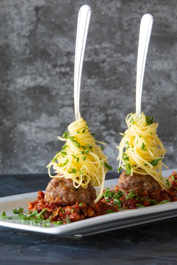 Bite Sized Sun Dried Tomato Pesto Spaghetti with Meatballs | Bella Sun Luci